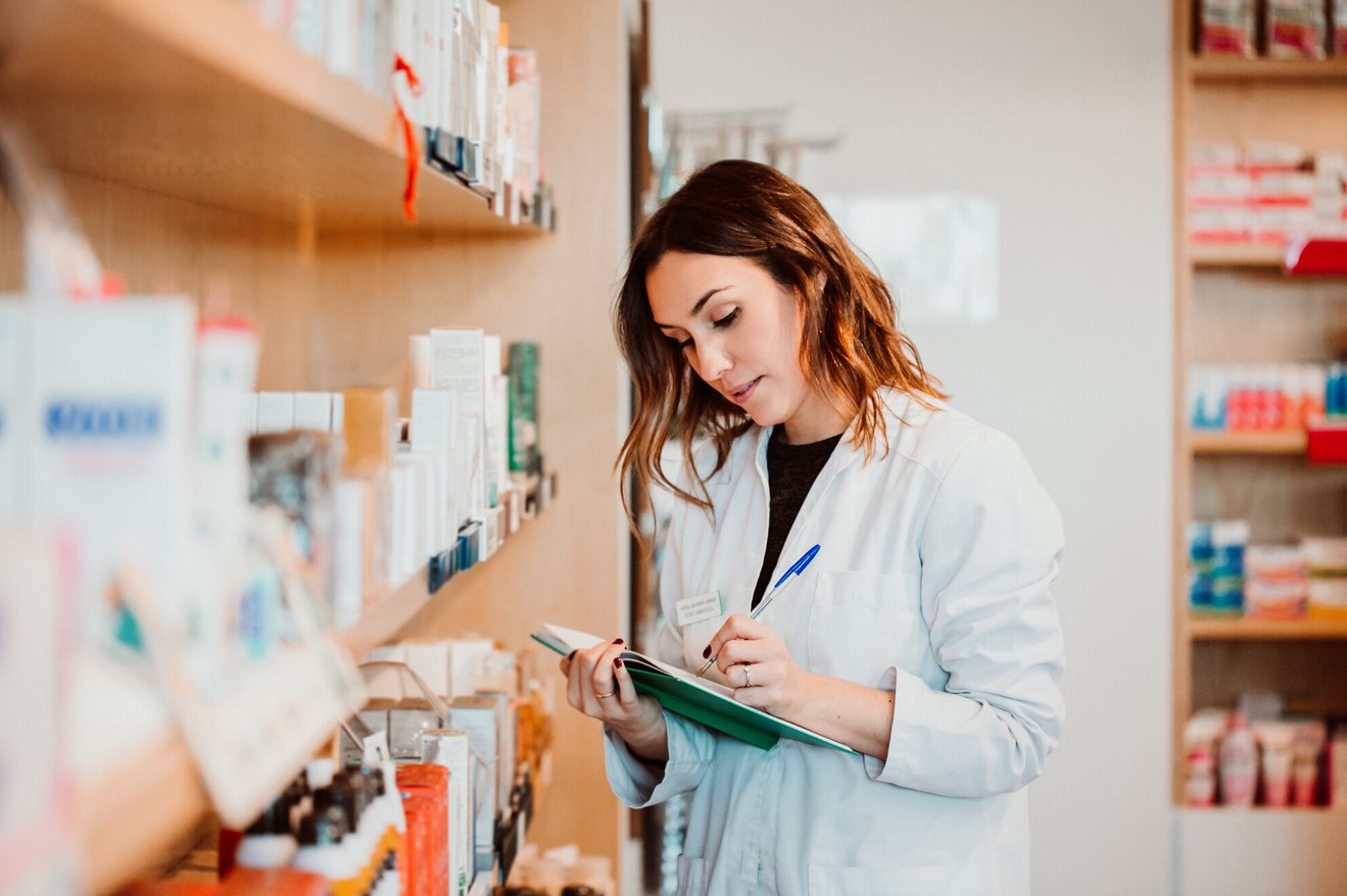 10 Essential Skills for a Successful Retail Pharmacist
